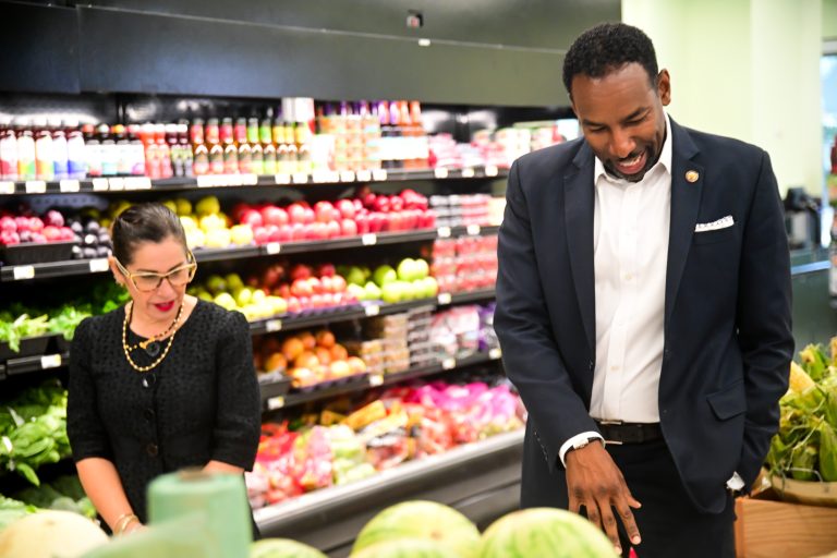 Azalea Fresh Market: Atlanta’s First Municipal Grocery Store Opens ...