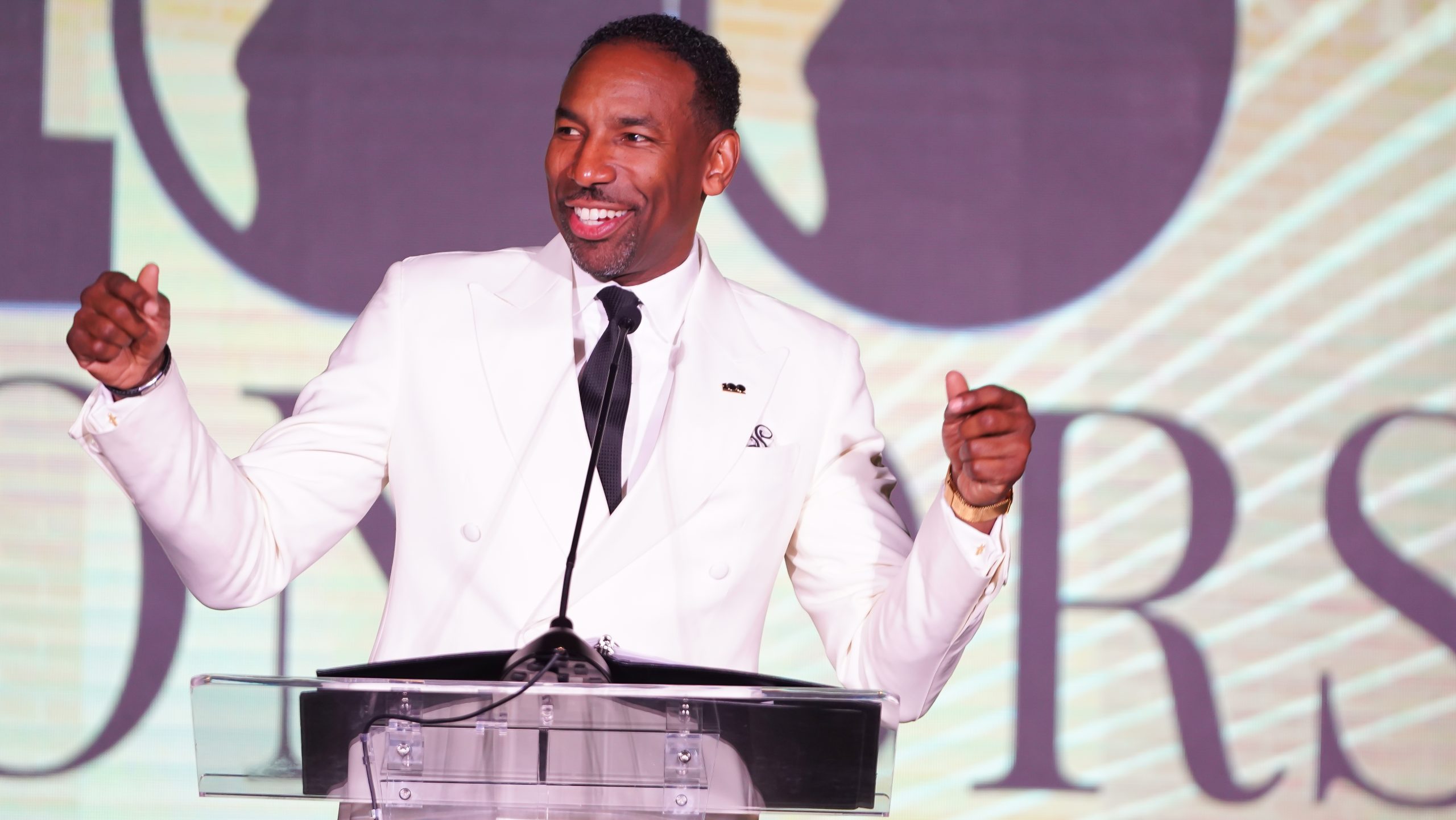 Mayor Andre Dickens Honors Atlanta’s Trailblazers at 100 Honors Gala ...
